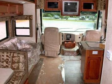 NEW 2006 SAFARI SIMBA 30PDD - Overview | Berryland Campers