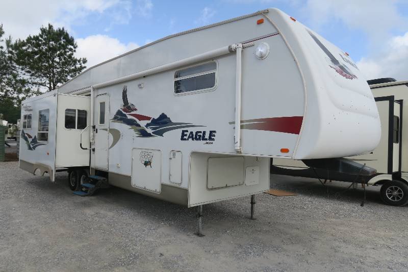USED 2006 JAYCO EAGLE 341RLQS - Overview | Berryland Campers