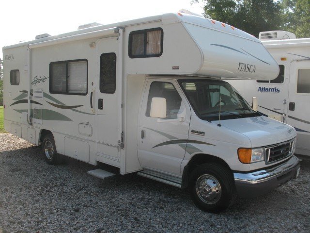USED 2006 ITASCA BY WINNEBAGO SPIRIT 25F - Overview | Berryland Campers