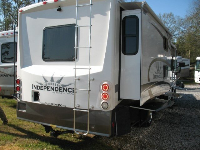 USED 2006 GULF STREAM INDEPENDENCE 35 - Overview | Berryland Campers
