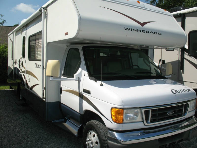 USED 2006 WINNEBAGO OUTLOOK 29B - Overview | Berryland Campers