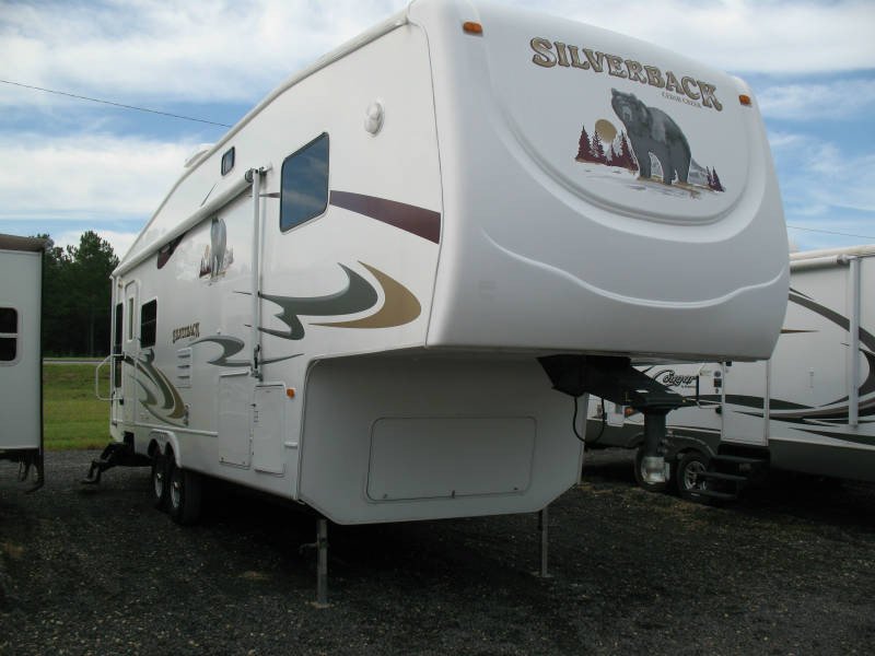 USED 2006 FOREST RIVER SILVERBACK 29RLB - Overview | Berryland Campers