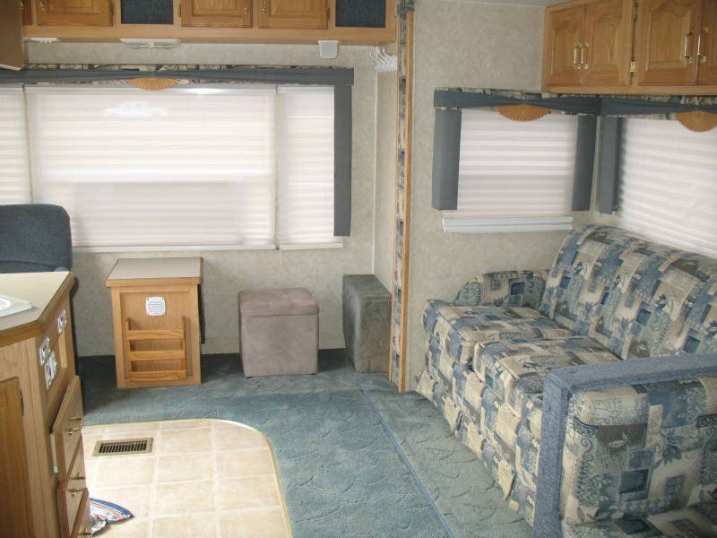 USED 2005 FOREST RIVER WILDCAT 27RL - Overview | Berryland Campers