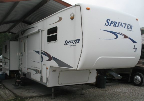 USED 2005 KEYSTONE SPRINTER 327FWR - Overview | Berryland Campers