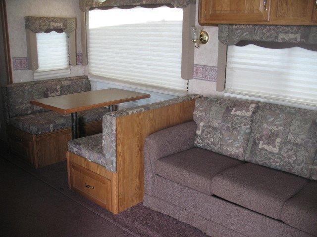 USED 2005 FOREST RIVER CHEROKEE 285K - Overview | Berryland Campers