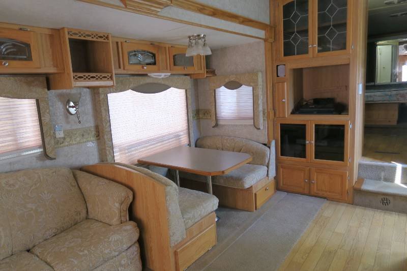 USED 2005 SUNNYBROOK SUNNYBROOK 31BWFS - Overview | Berryland Campers