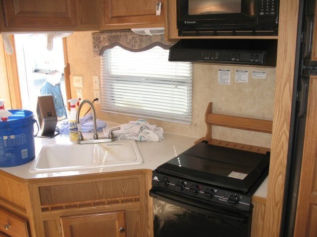 USED 2005 LEGENDS PILGRIM 241BHSS - Overview | Berryland Campers