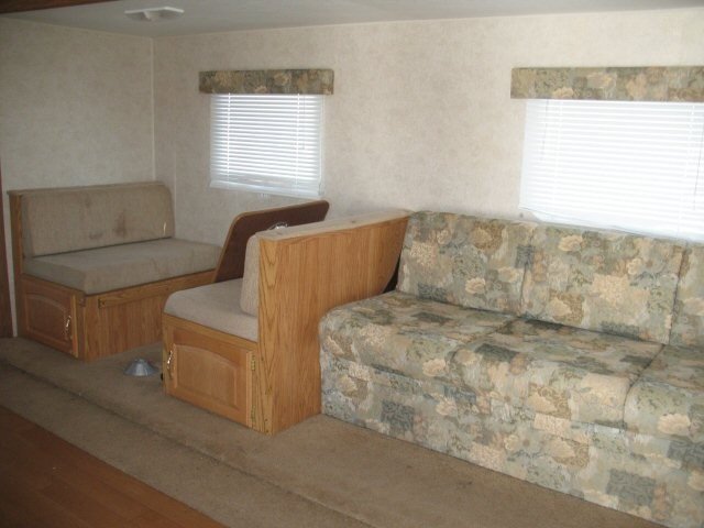 USED 2005 GULF STREAM CAVALIER 30BHSS - Overview | Berryland Campers