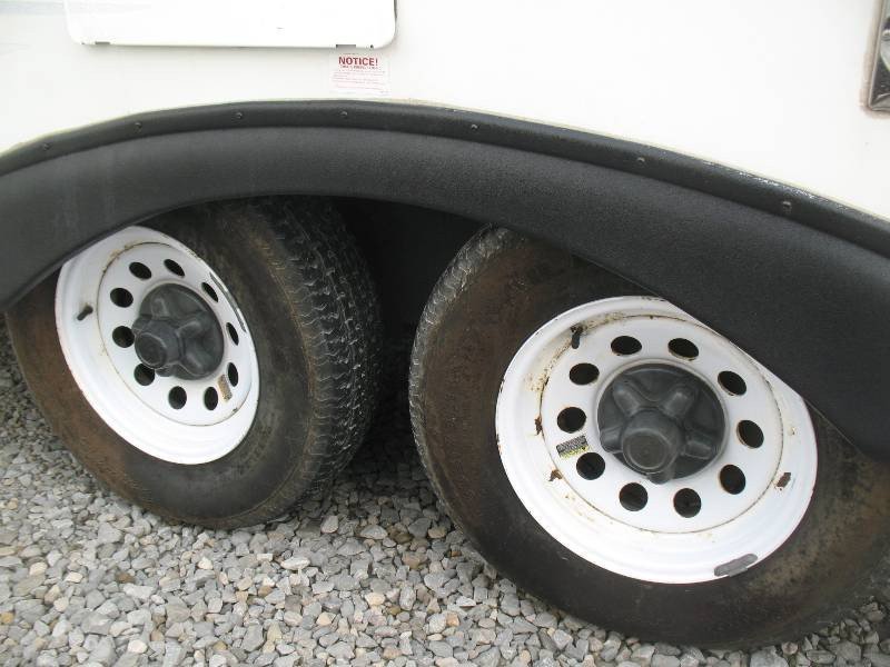 USED 2004 KEYSTONE ZEPPELIN Z241 - Overview | Berryland Campers