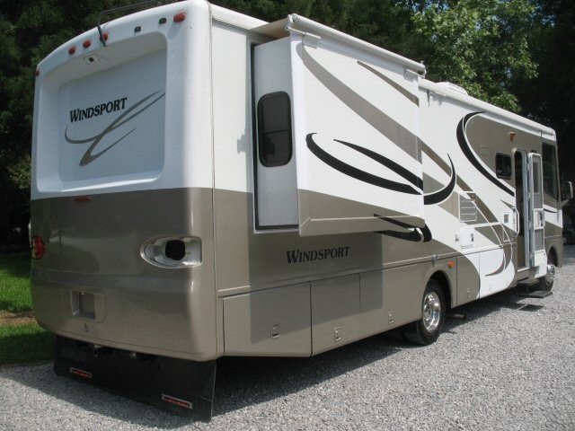 USED 2004 THOR WINDSPORT 36 - Overview | Berryland Campers