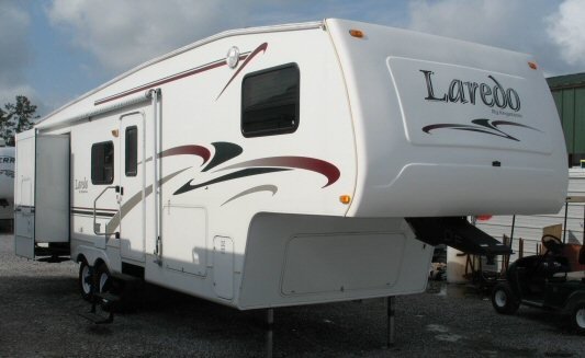 USED 2004 KEYSTONE LAREDO 29GR - Overview | Berryland Campers