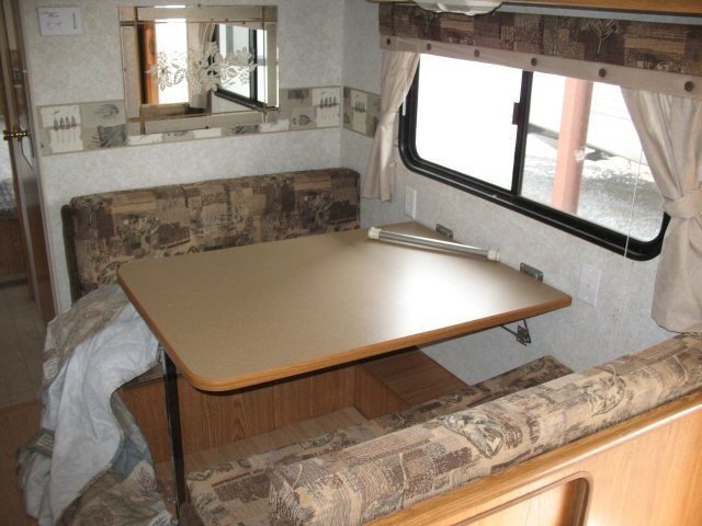 USED 2004 FLEETWOOD WILDERNESS 250RKS - Overview | Berryland Campers