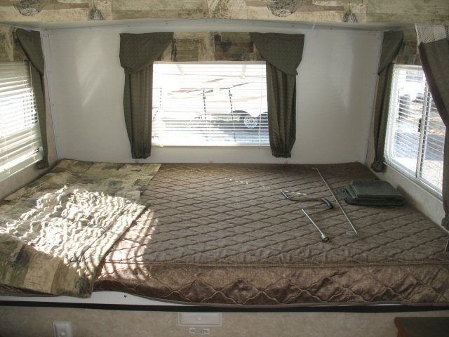 USED 2004 COLEMAN CARAVAN C25SB - Overview | Berryland Campers