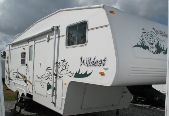 USED 2003 FOREST RIVER WILDCAT 27RK - Overview | Berryland Campers