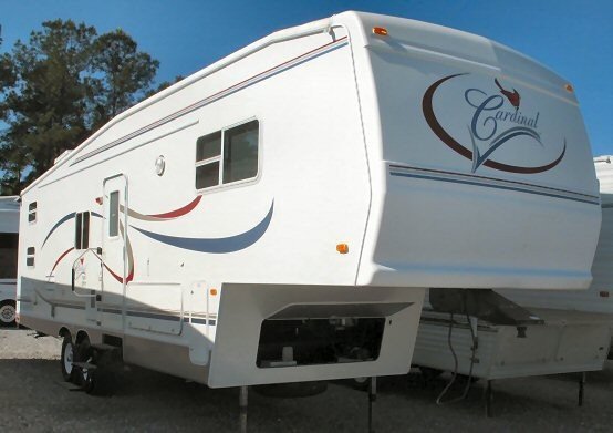 USED 2003 FOREST RIVER CARDINAL 312BH - Overview | Berryland Campers