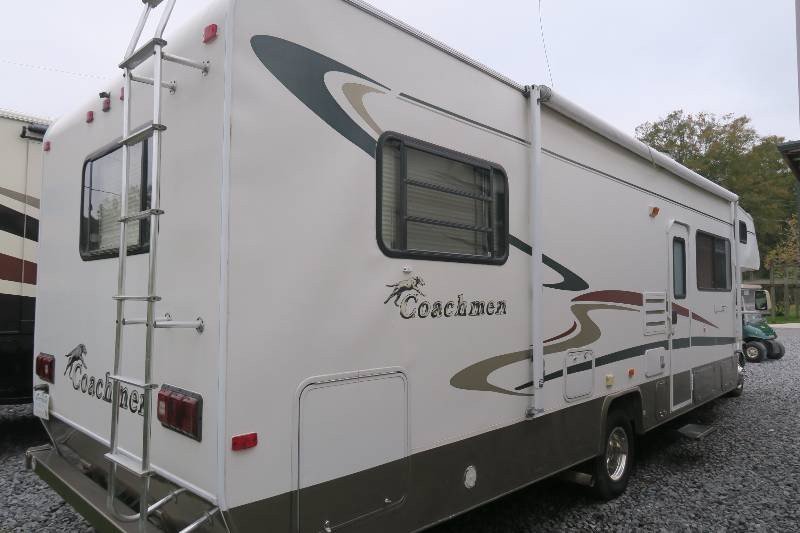 USED 2003 COACHMEN LEPRECHAUN 317KS - Overview | Berryland Campers