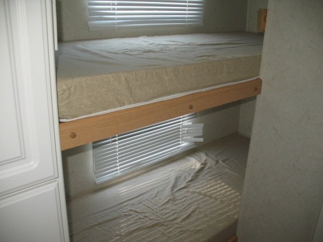 USED 2003 KEYSTONE OUTBACK 28BHS - Overview | Berryland Campers