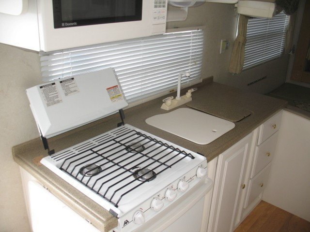 USED 2003 KEYSTONE OUTBACK 21RS - Overview | Berryland Campers