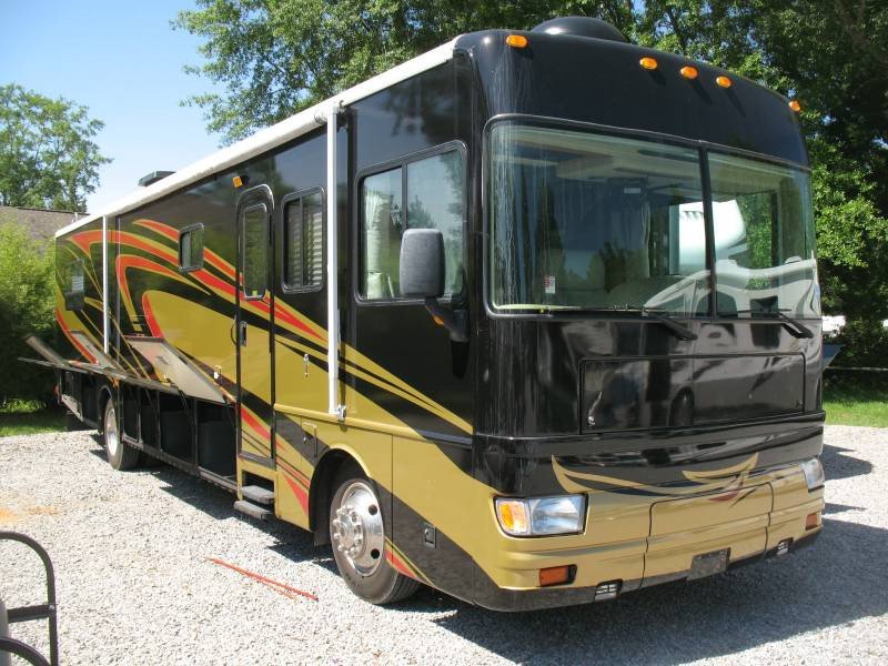 USED 2002 FLEETWOOD BOUNDER 39N - Overview | Berryland Campers