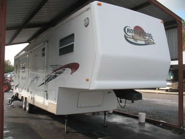 USED 2002 CROSSROADS RV CROSSROADS 33RLS - Overview | Berryland Campers