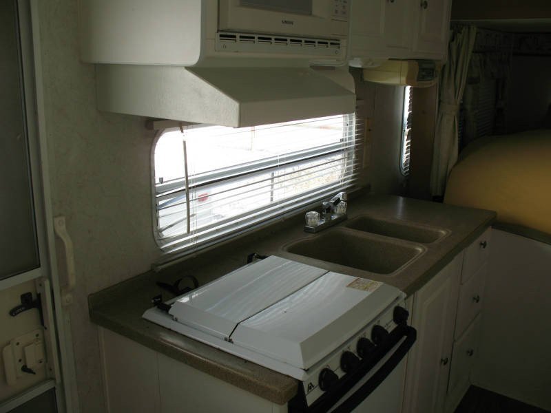 USED 2002 KEYSTONE OUTBACK 26RS - Overview | Berryland Campers