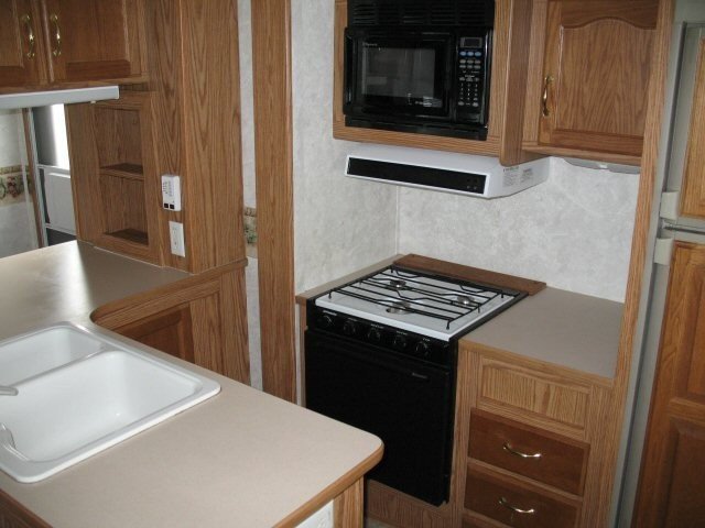 USED 2001 KEYSTONE COUGAR 279EFS - Overview | Berryland Campers