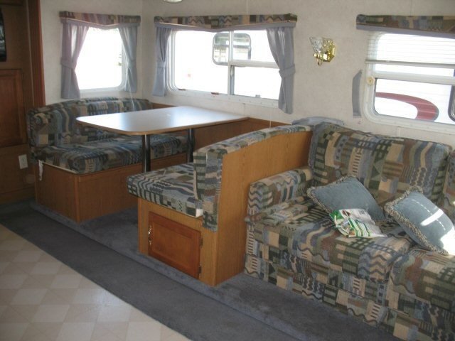 USED 1999 KEYSTONE SPRINTER 29RKLS - Overview | Berryland Campers