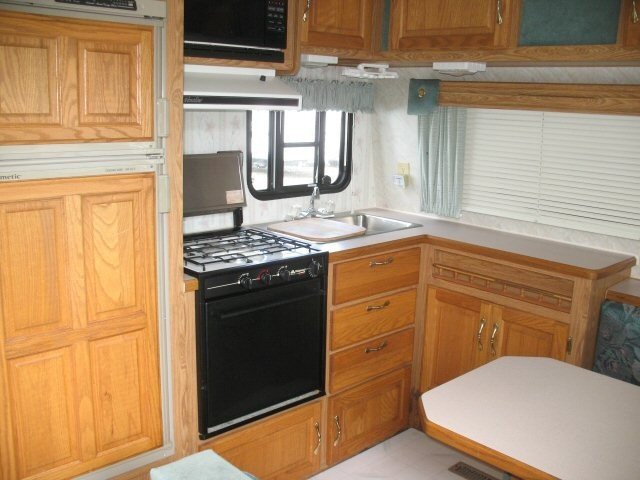 USED 1995 SUNNYBROOK SUNNYBROOK 26FK - Overview | Berryland Campers