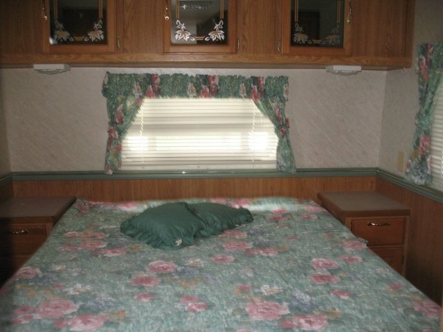 USED 1995 SUNNYBROOK SUNNYBROOK 26FK - Overview | Berryland Campers
