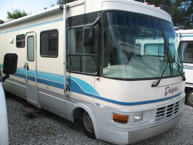 USED 1994 NATIONAL RV DOLPHIN 34 - Overview | Berryland Campers