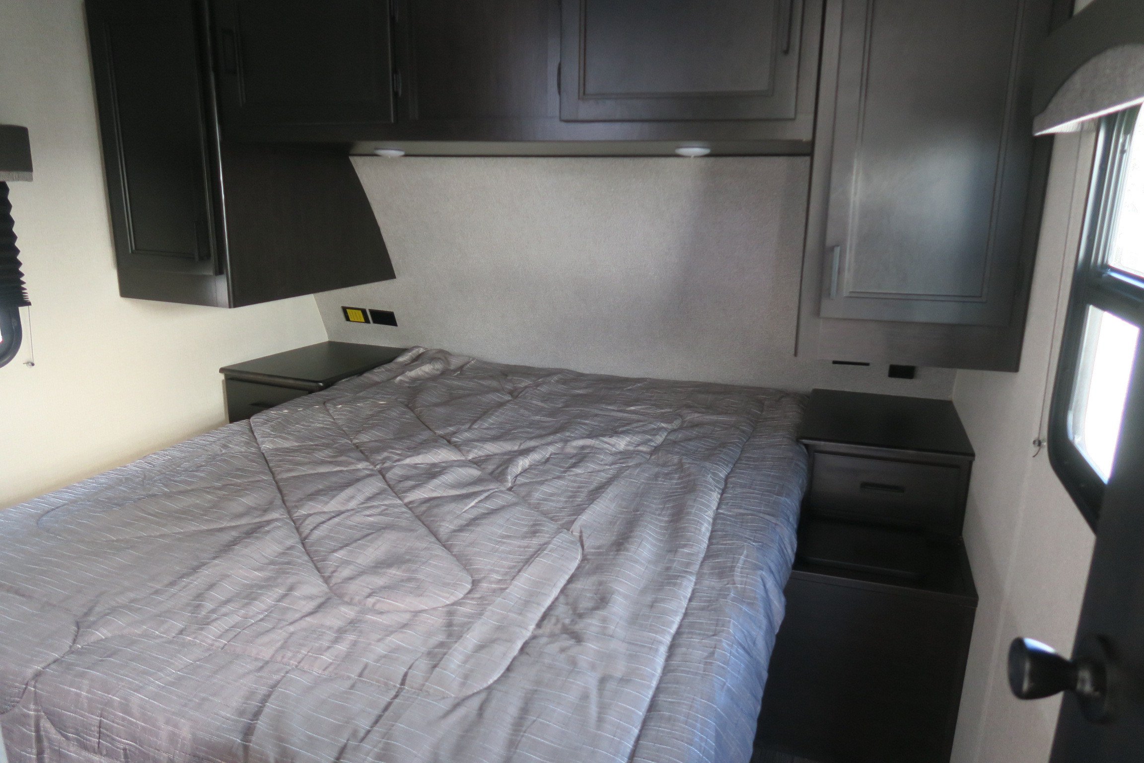 NEW 2021 OPEN RANGE ULTRA LITE 2410RL - Overview | Berryland Campers