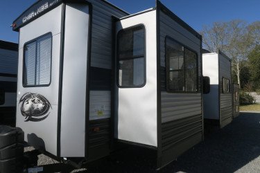 NEW 2021 CHEROKEE DESTINATION 39SR - Overview | Berryland Campers