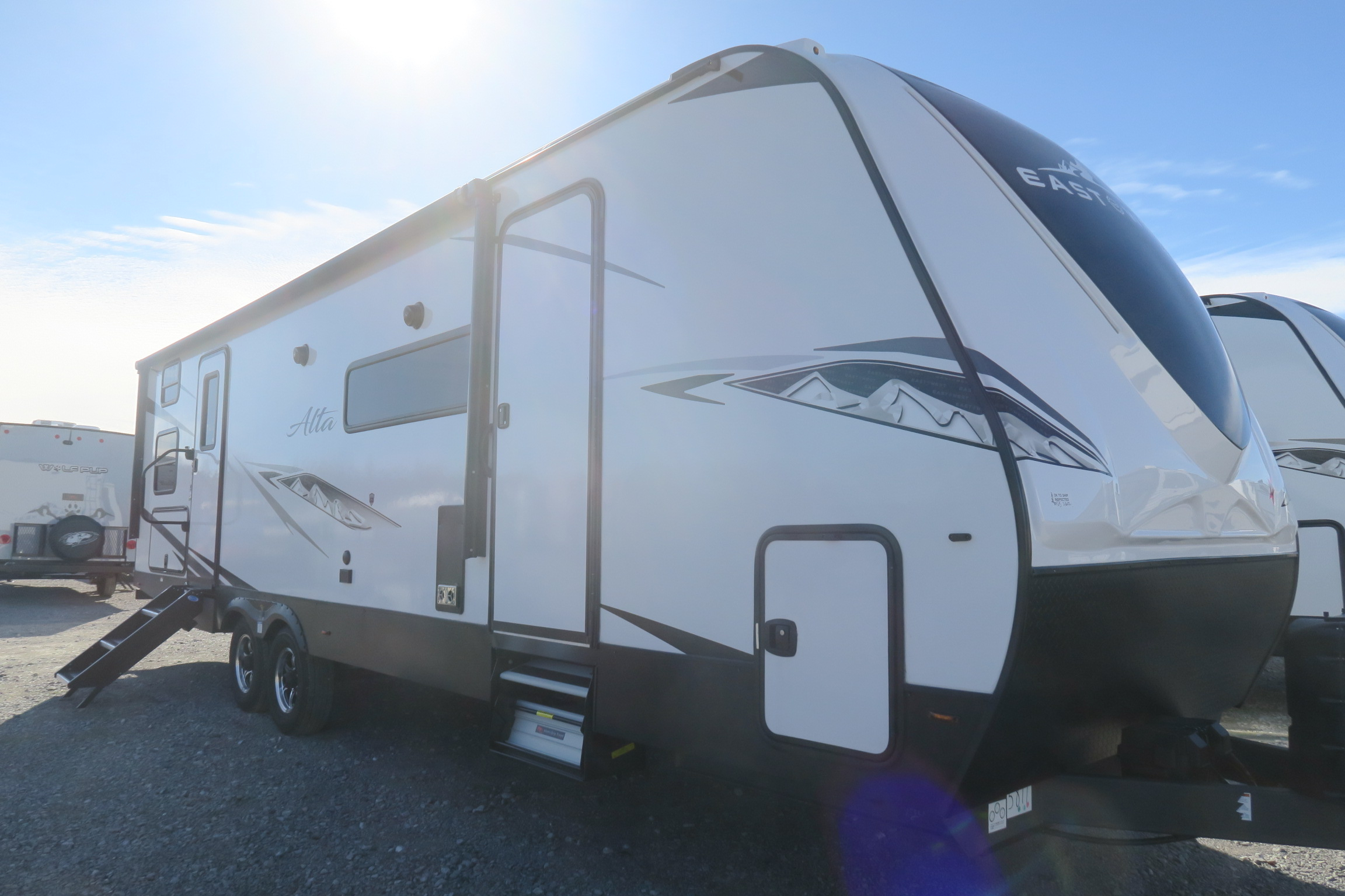 NEW 2022 ALTA 2800KBH - Overview | Berryland Campers