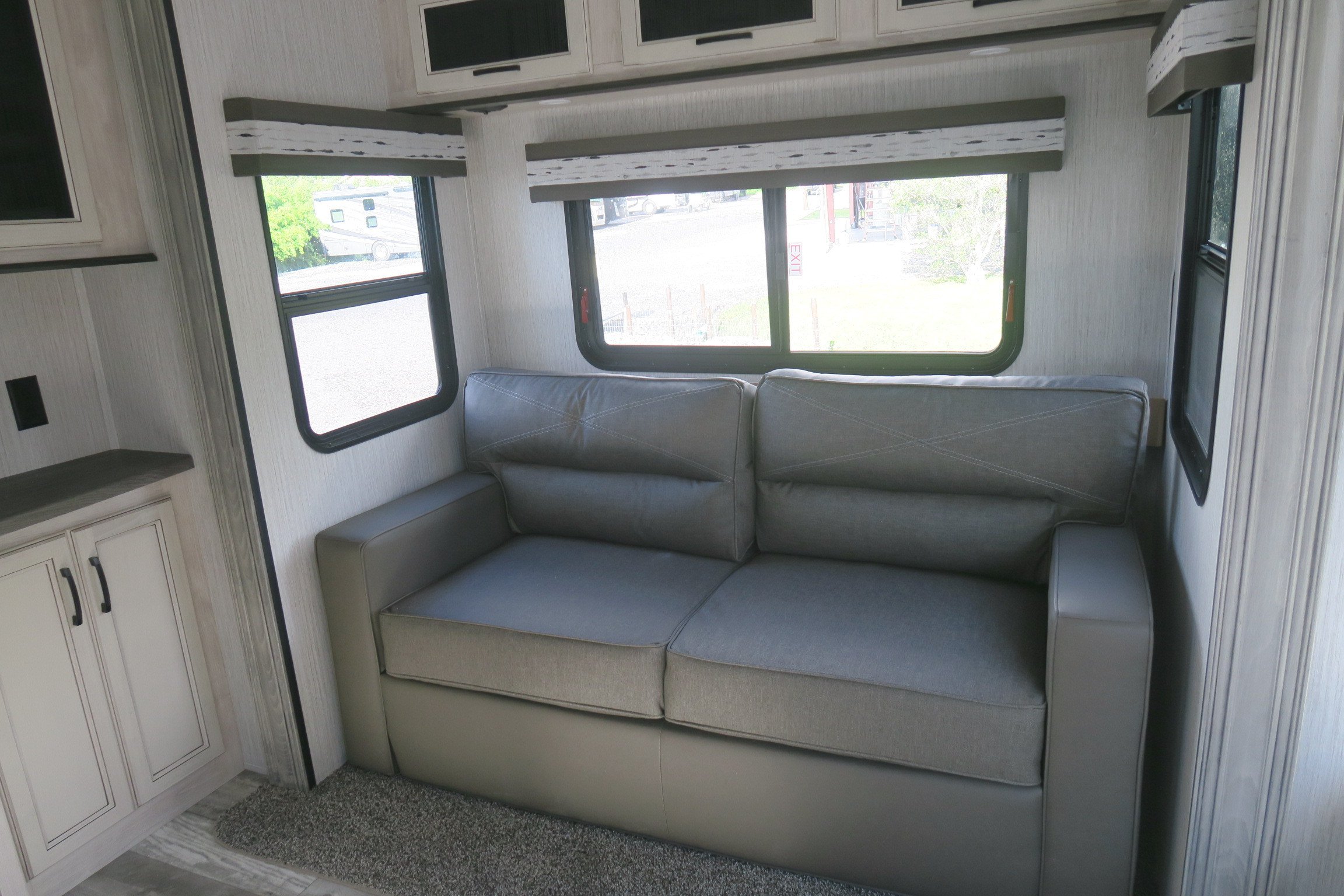 NEW 2022 SIERRA DESTINATION 403RD - Overview | Berryland Campers