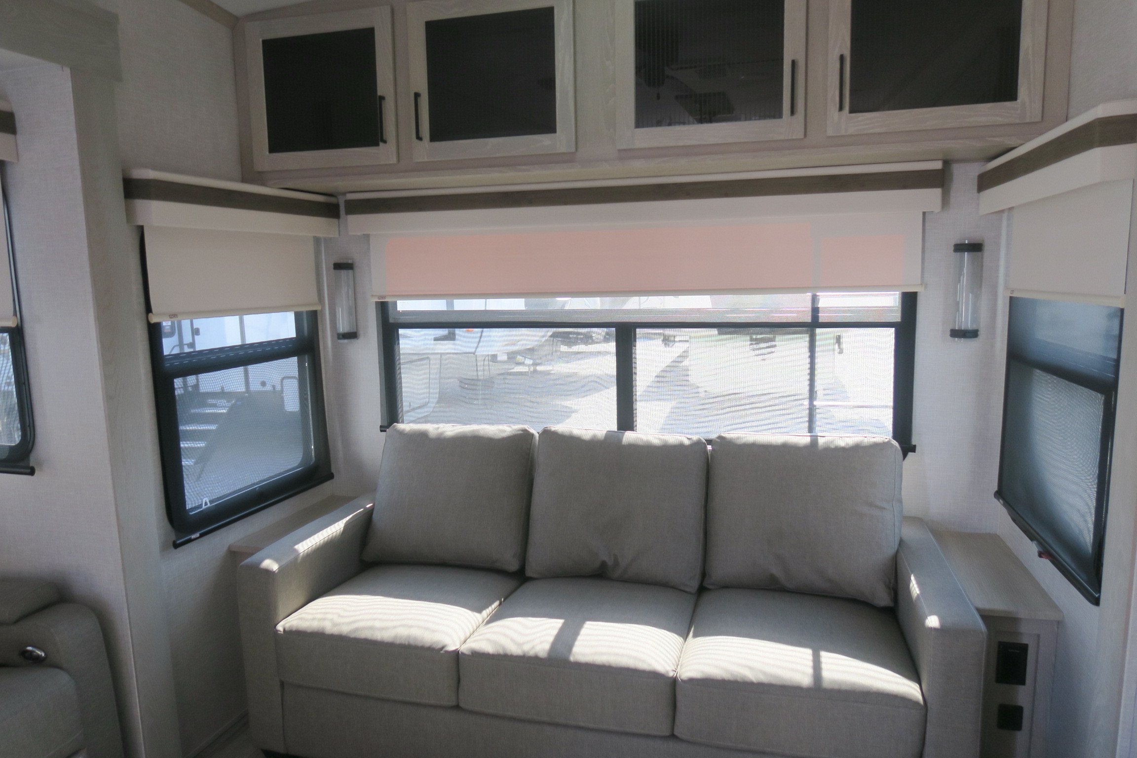 NEW 2023 ROCKWOOD SIGNATURE 8294BS - Overview | Berryland Campers
