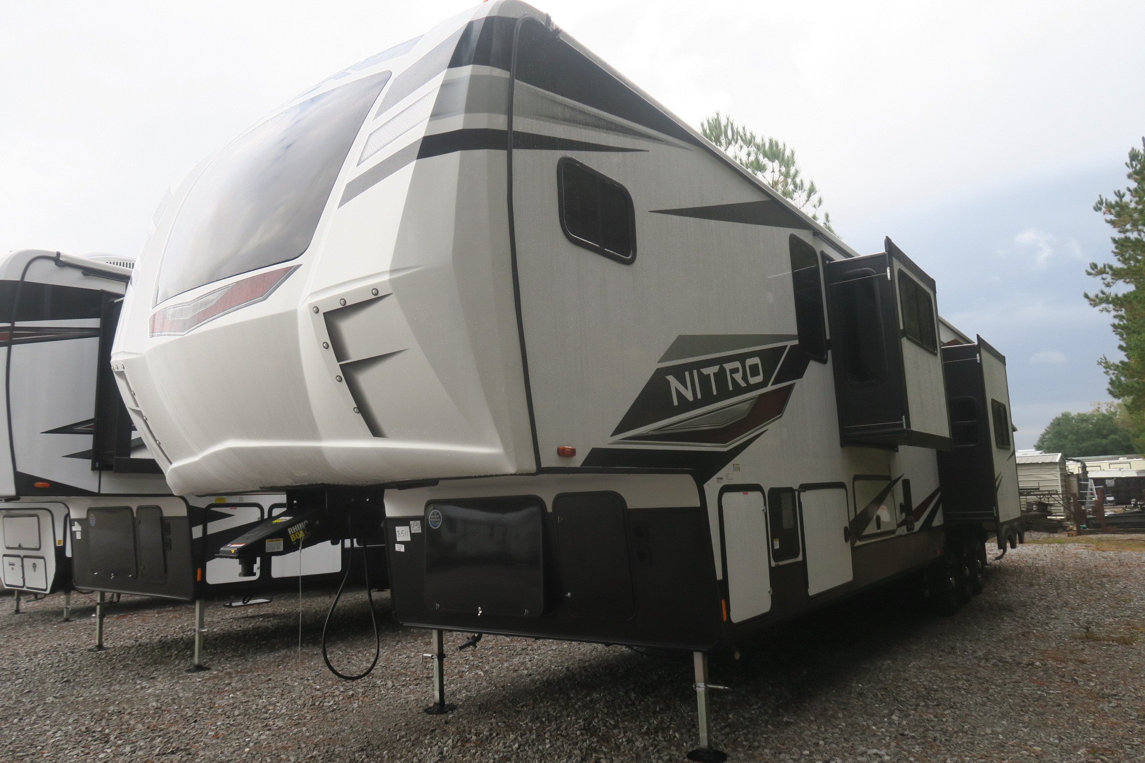 NEW 2023 XLR NITRO 407 - Overview | Berryland Campers
