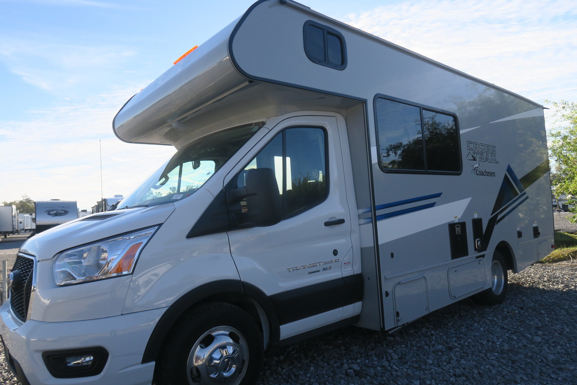 NEW 2023 CROSS TRAIL XL 20CB - Overview | Berryland Campers