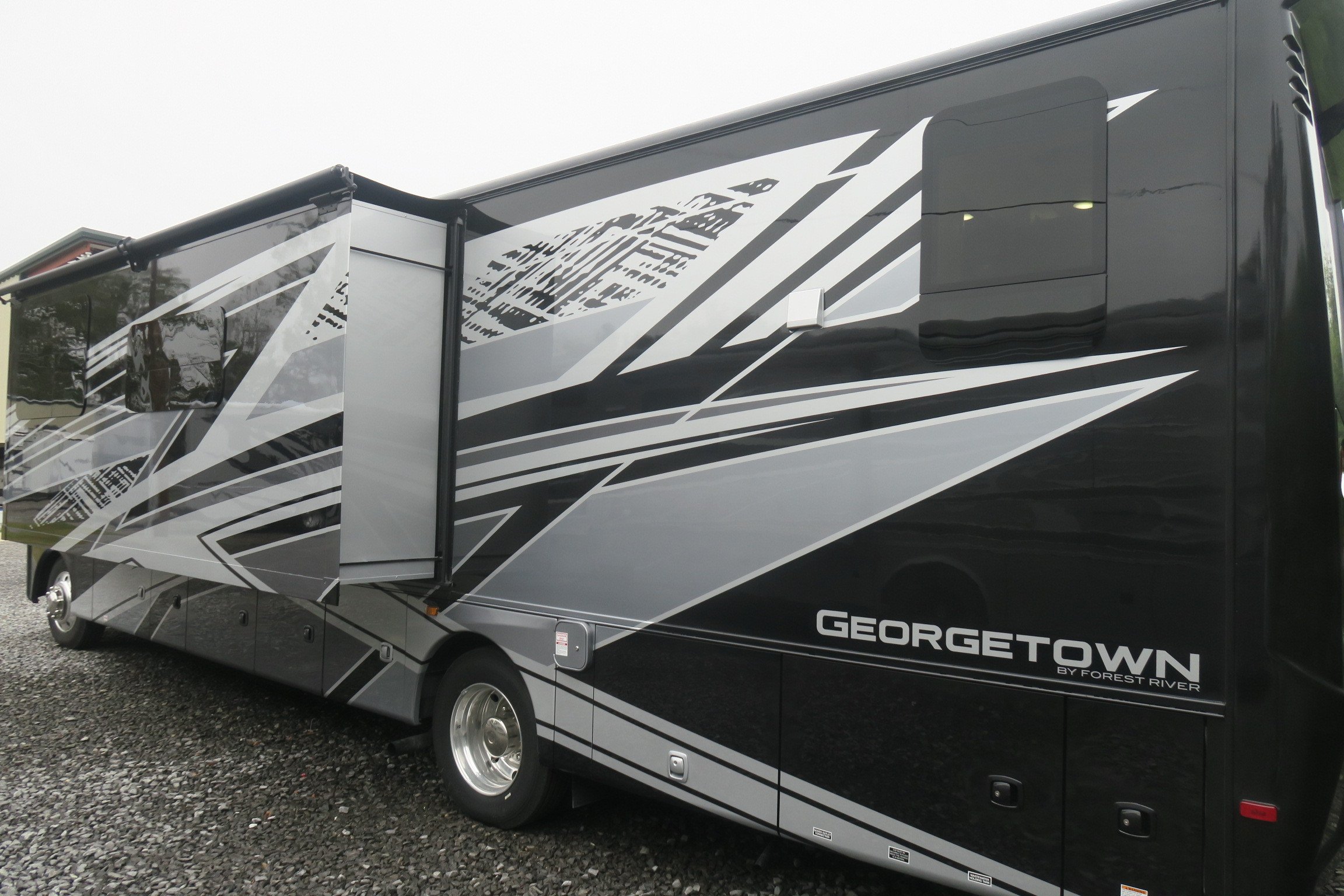 NEW 2023 GEORGETOWN 36D7 - Overview | Berryland Campers