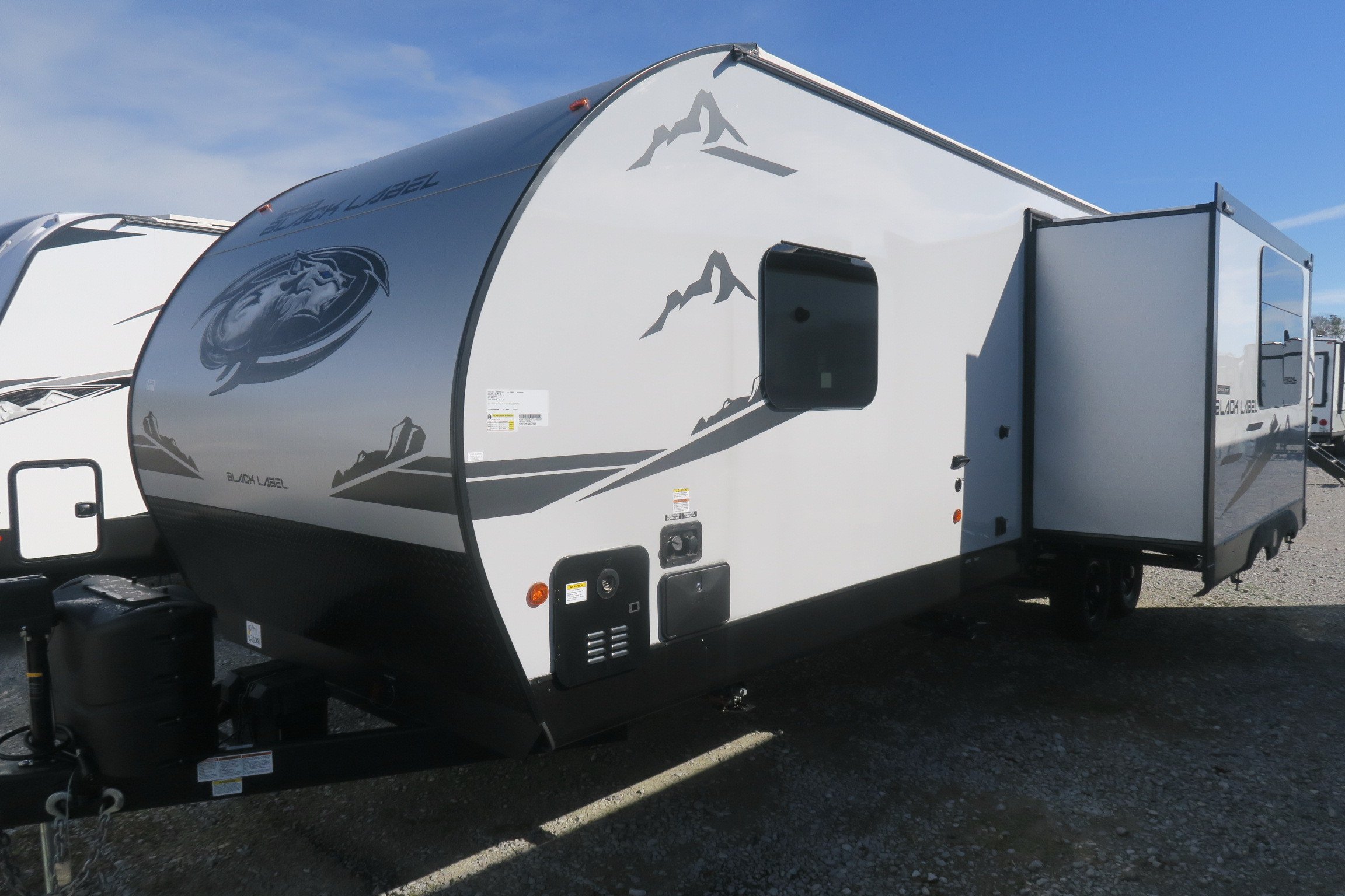 NEW 2023 CHEROKEE 263GDKBL - Overview | Berryland Campers