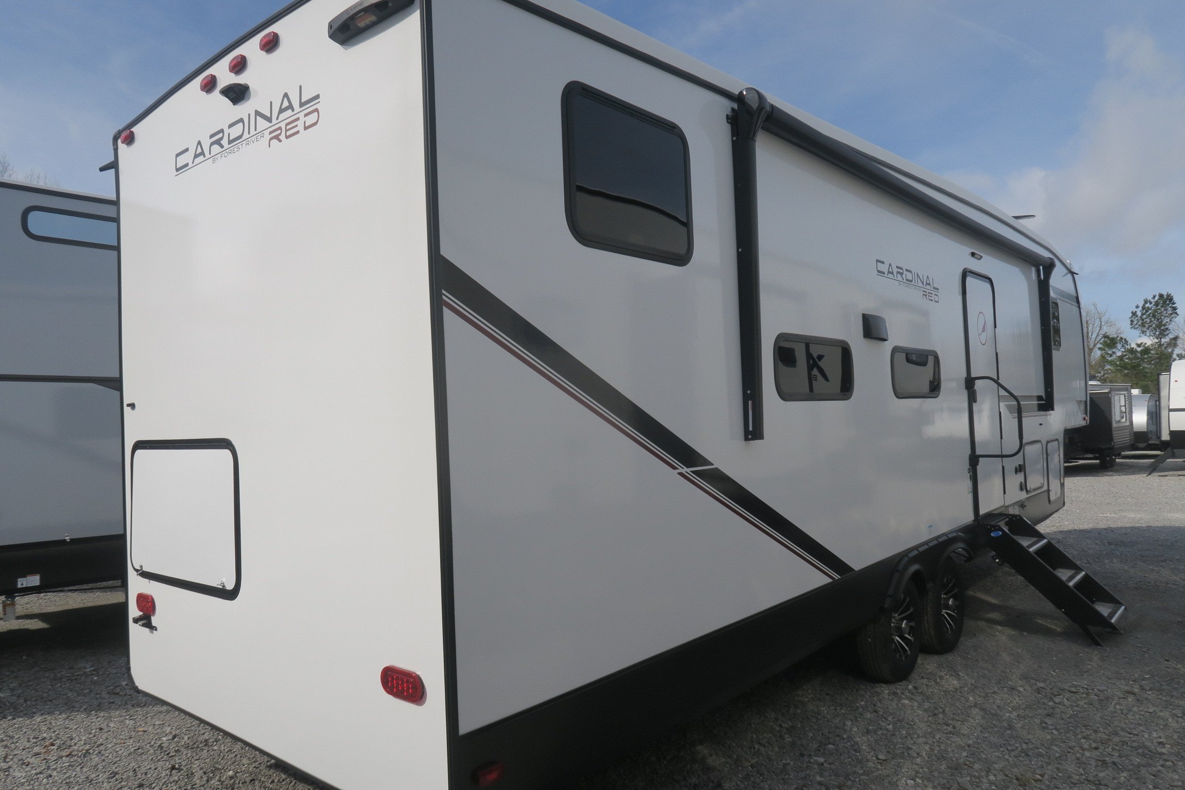 NEW 2023 CARDINAL RED 28BH - Overview | Berryland Campers