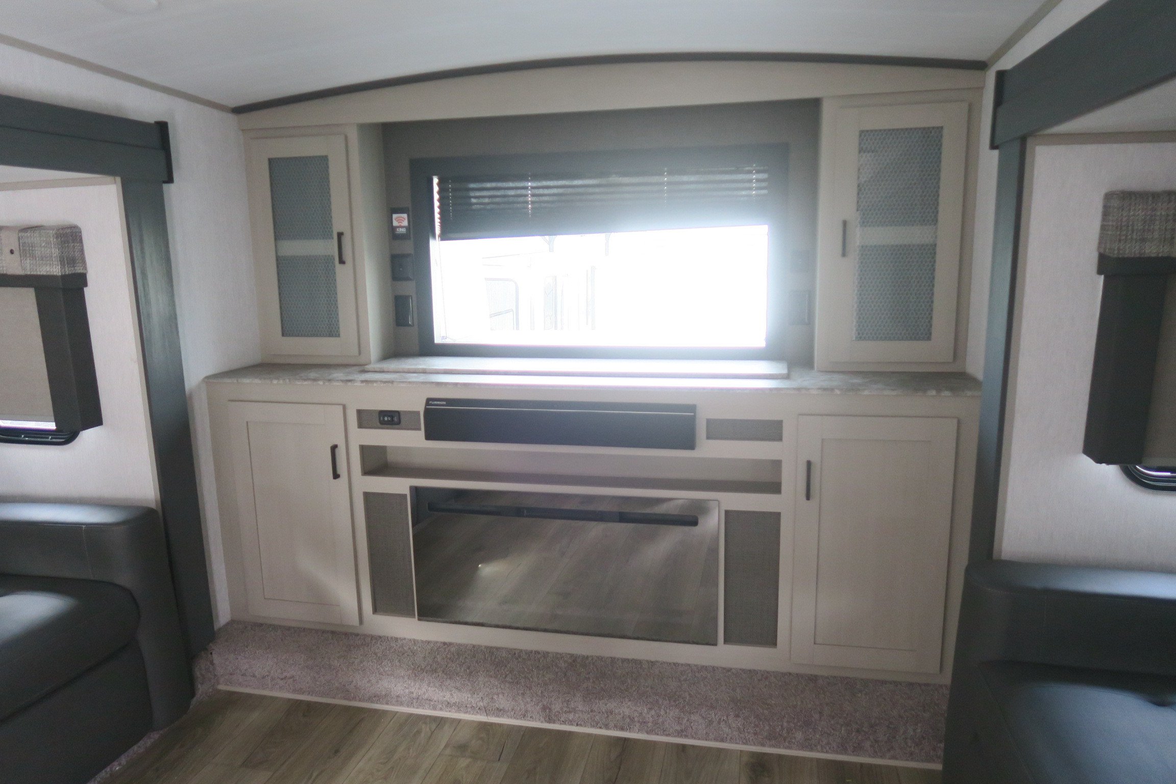 NEW 2023 WILDWOOD HERITAGE GLEN 378FL - Overview | Berryland Campers