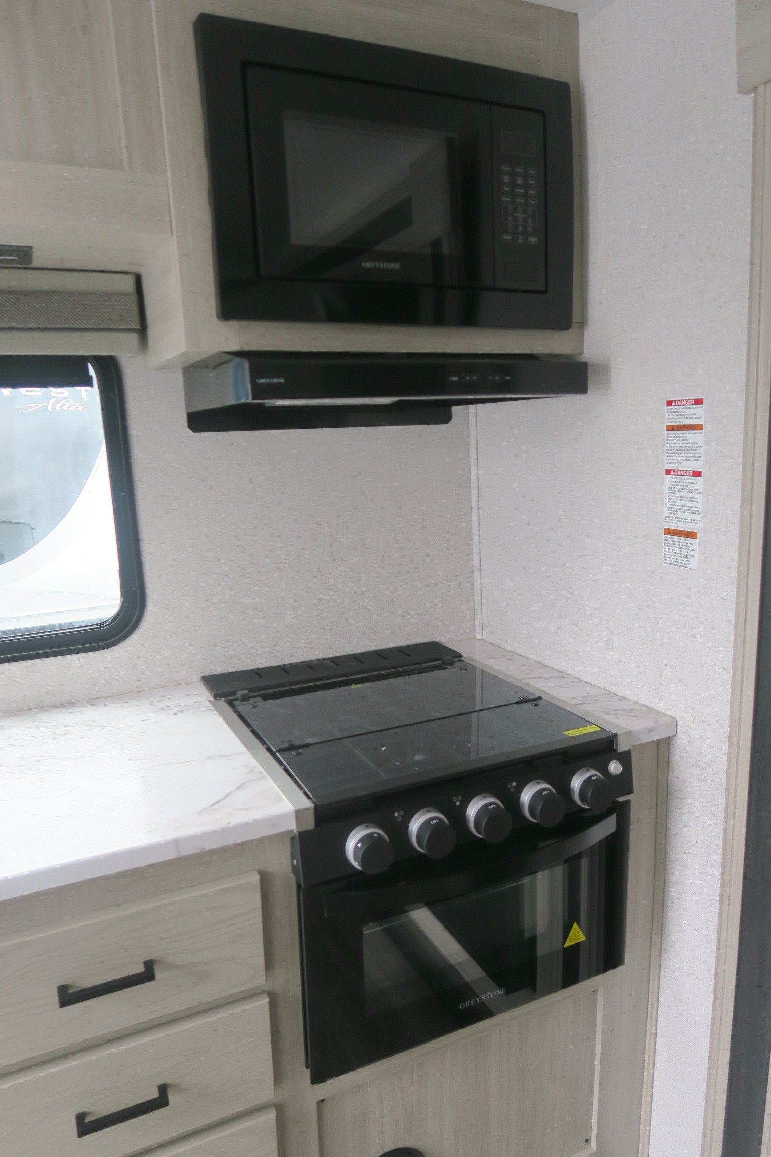 NEW 2023 ALTA 2350KRK - Overview | Berryland Campers