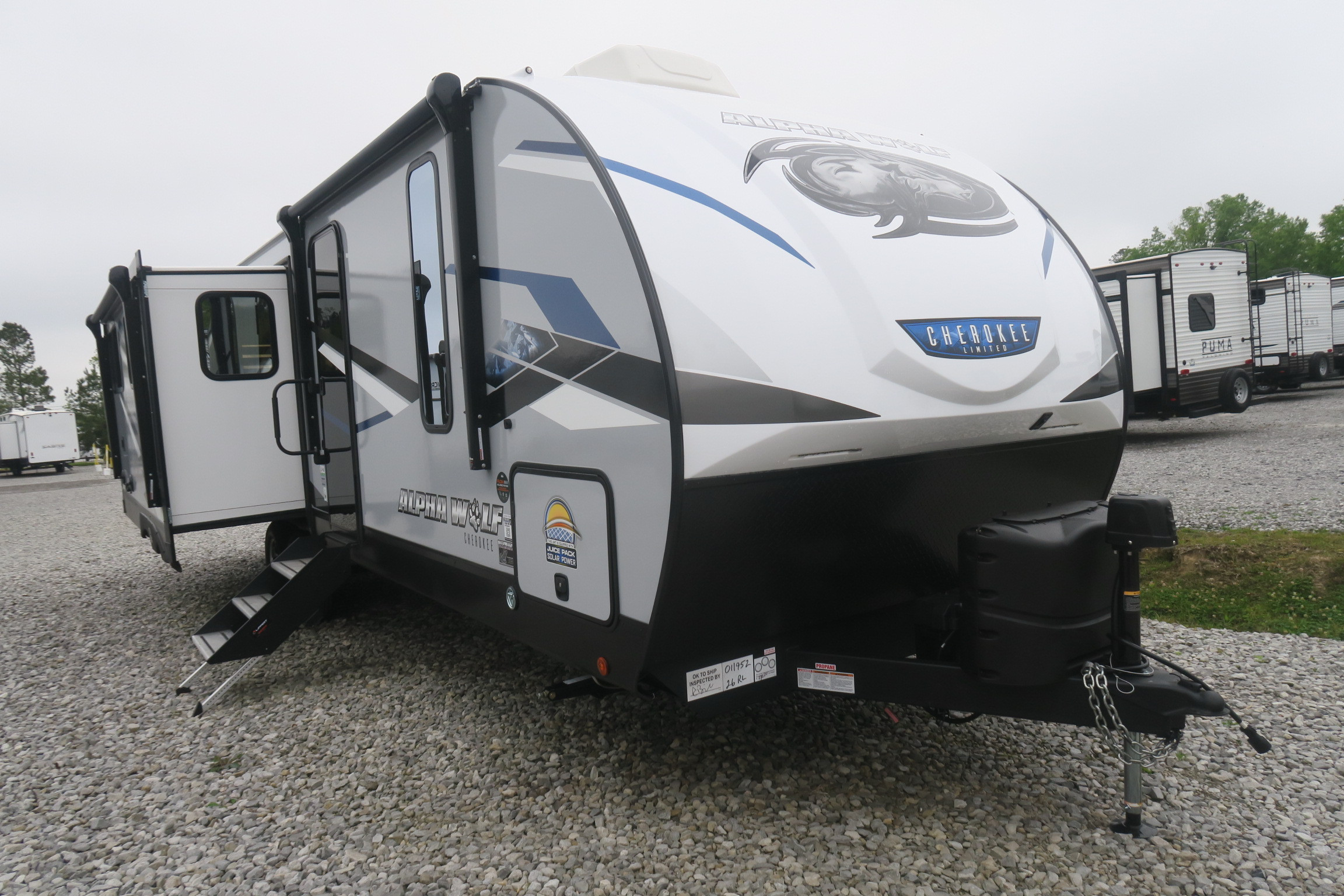 NEW 2023 CHEROKEE ALPHA WOLF 26RL-L - Overview | Berryland Campers