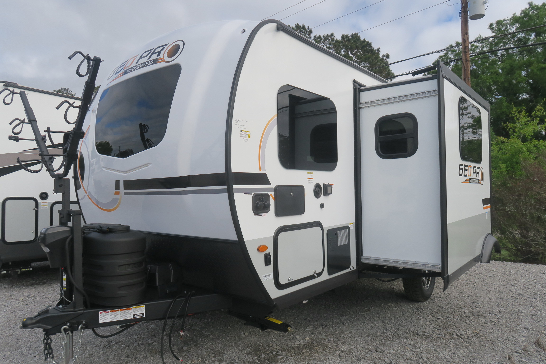 NEW 2023 ROCKWOOD GEO PRO 20BHS - Overview | Berryland Campers