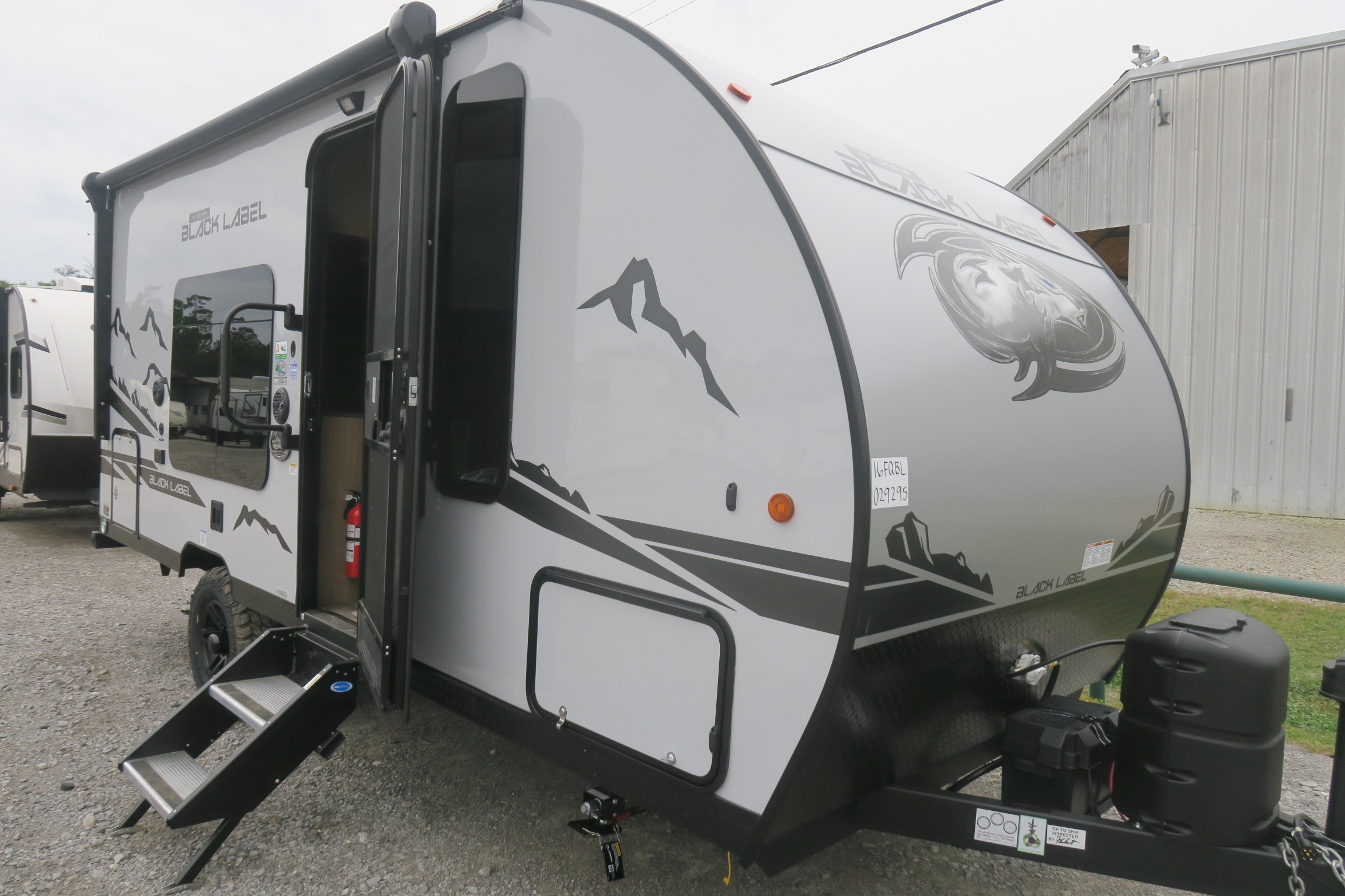 NEW 2023 CHEROKEE WOLF PUP 16FQBL - Overview | Berryland Campers