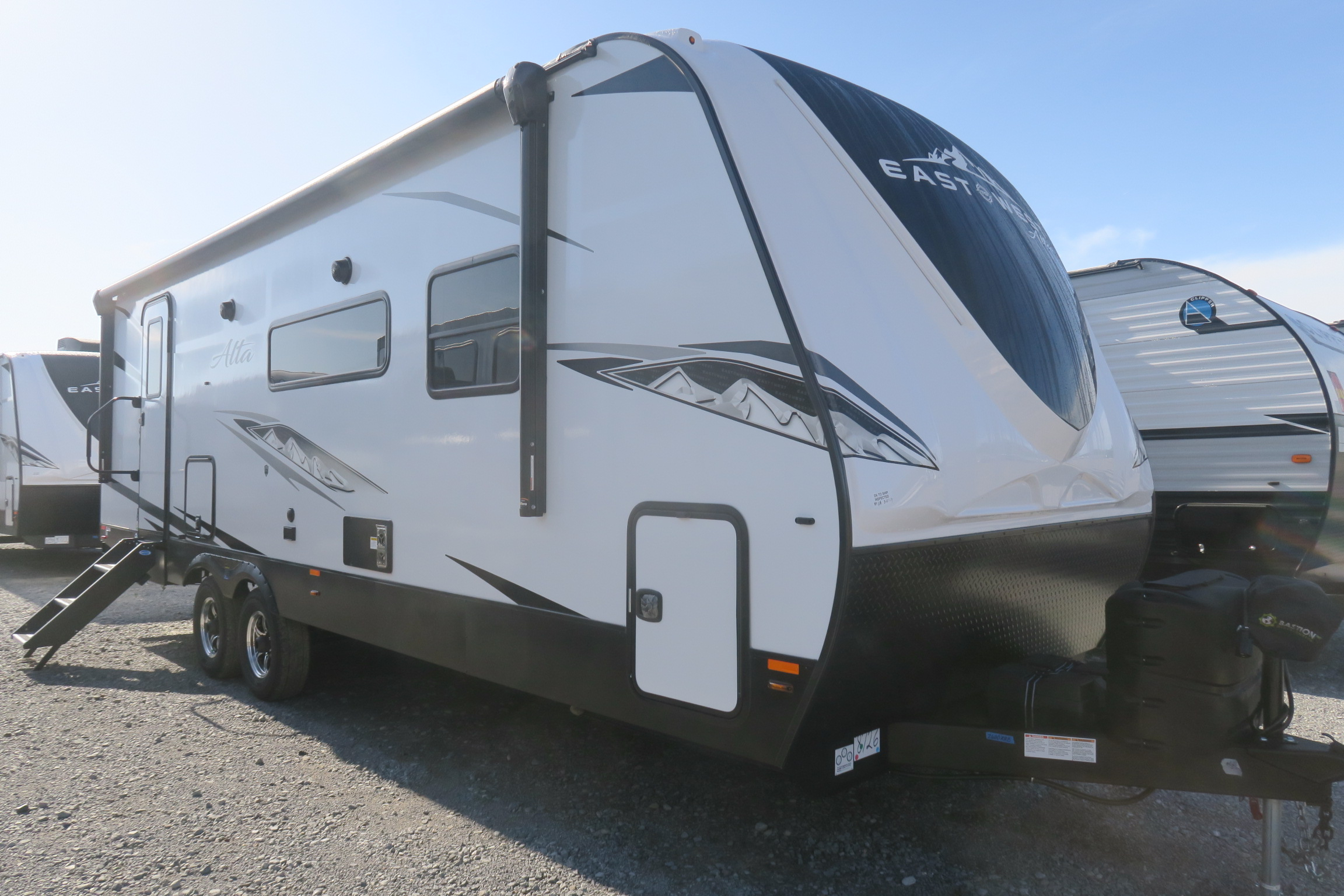 NEW 2023 ALTA 2600KRB - Overview | Berryland Campers