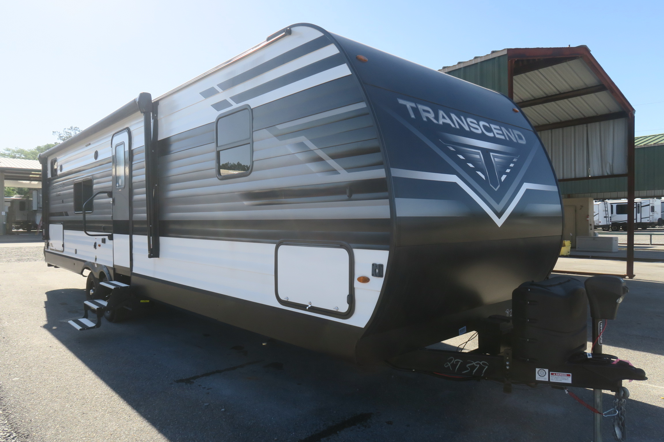 USED 2022 TRANSCEND XPLOR 297QB - Overview | Berryland Campers