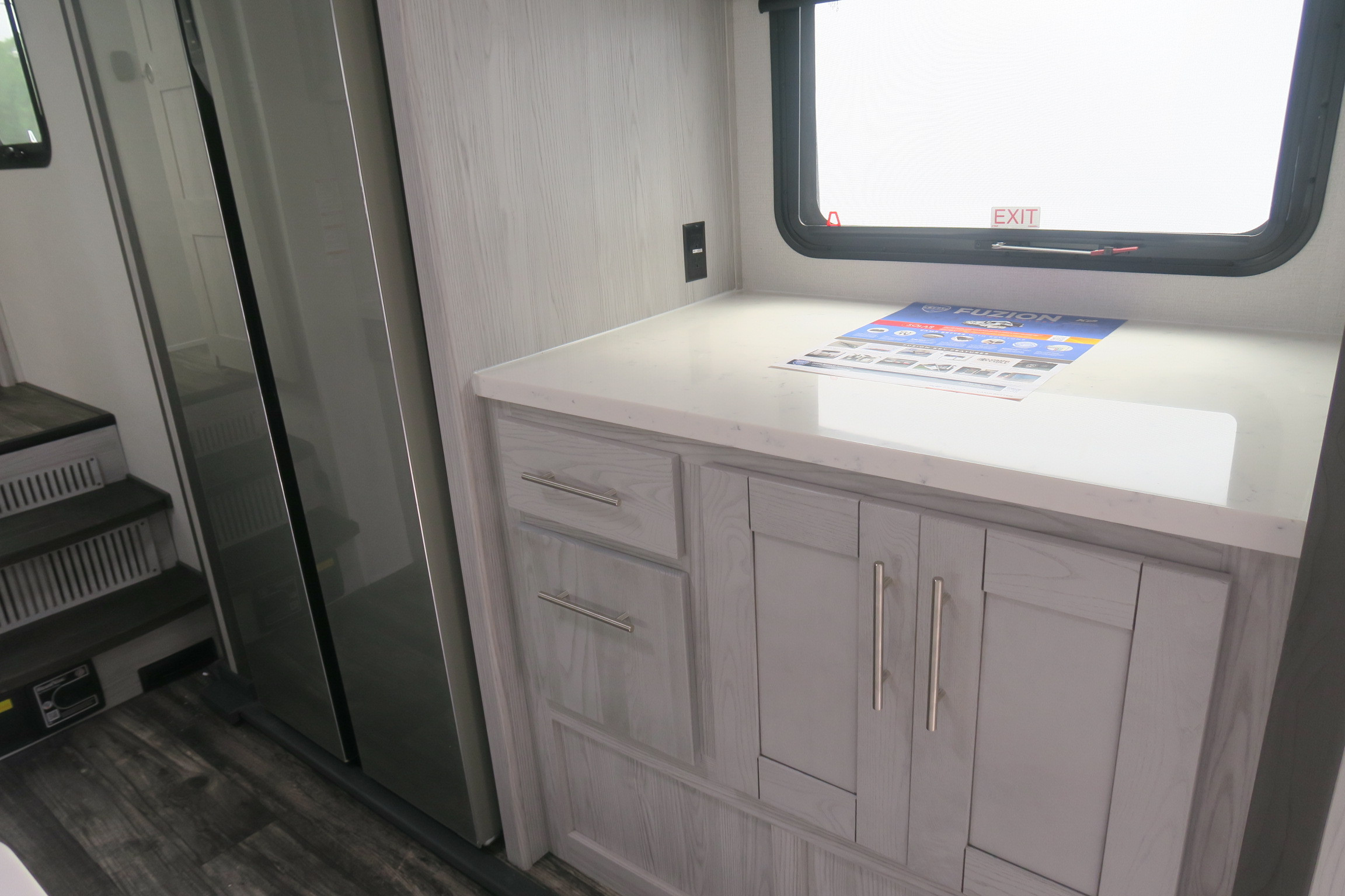 NEW 2023 FUZION 421 - Overview | Berryland Campers