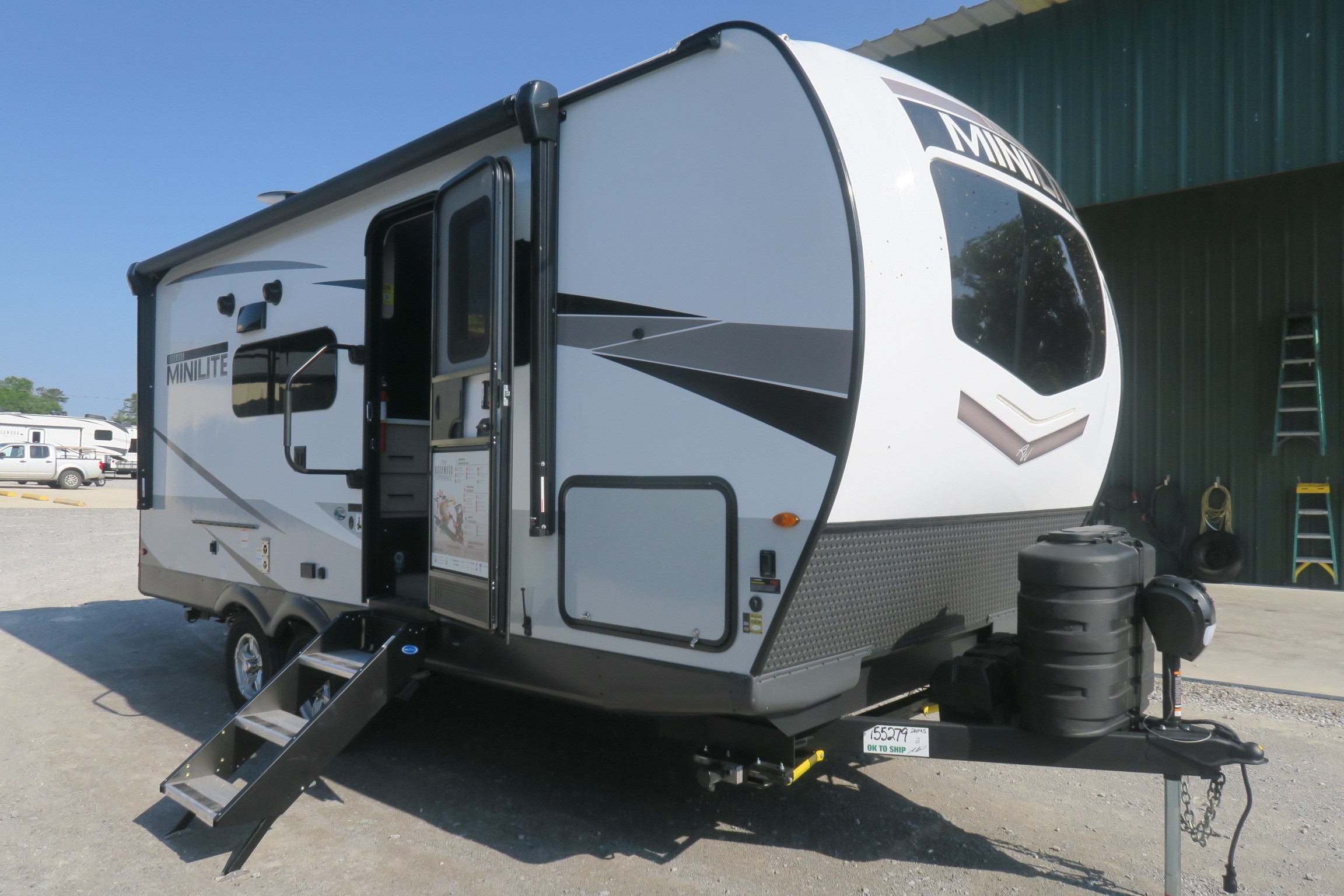 NEW 2023 ROCKWOOD MINI LITE 2104S - Overview | Berryland Campers