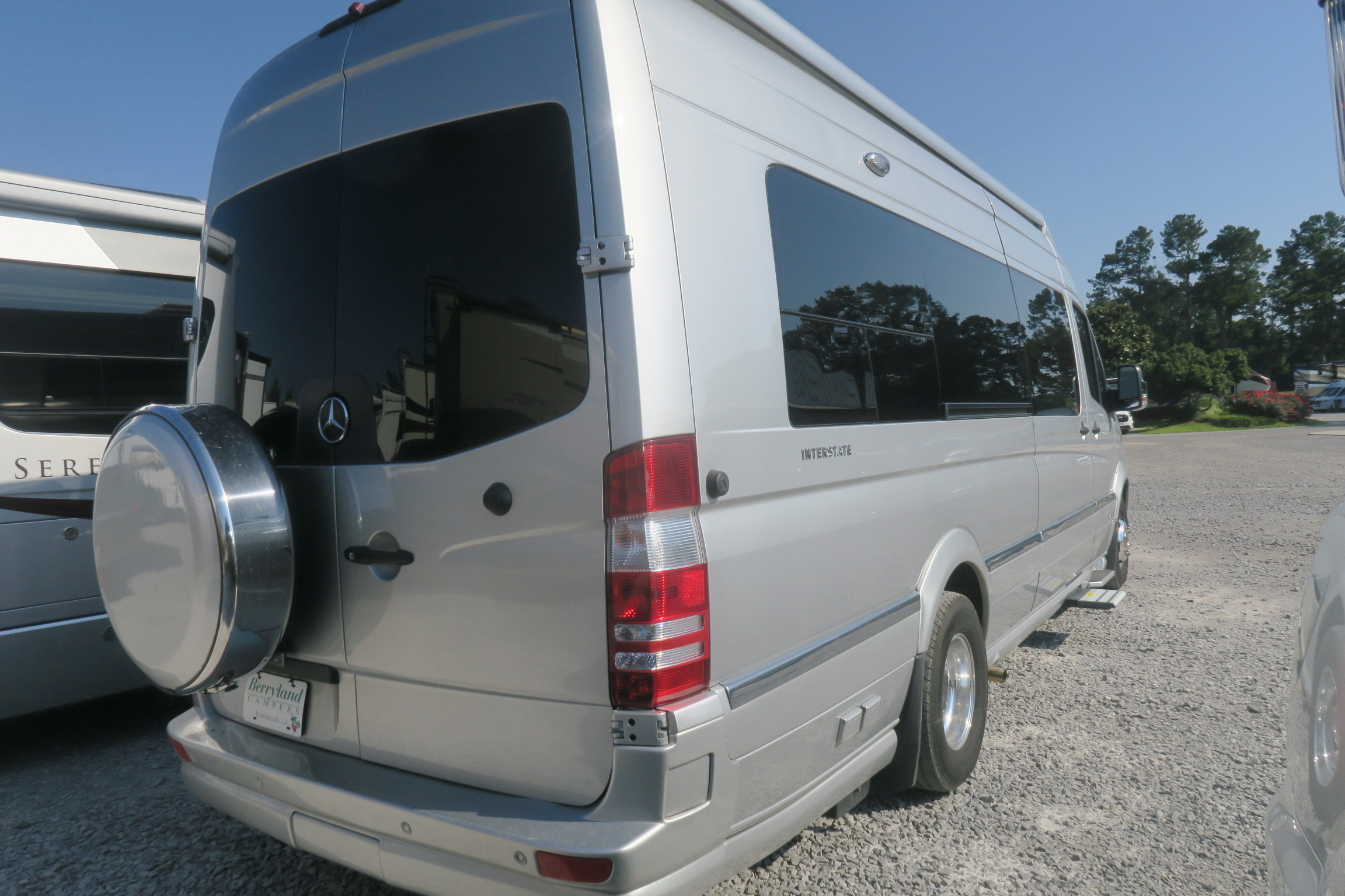 USED 2018 AIRSTREAM GRAND TOUR INTERSTATE GT - Overview | Berryland Campers